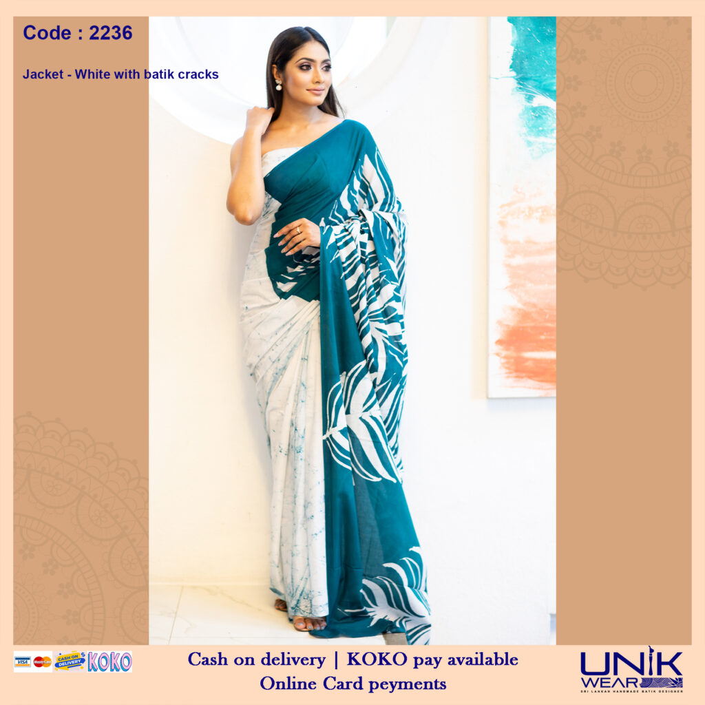WHITE & GREEN SRI LANKAN HANDMADE COTTON BATIK SAREE 2236 - UnikWear.lk