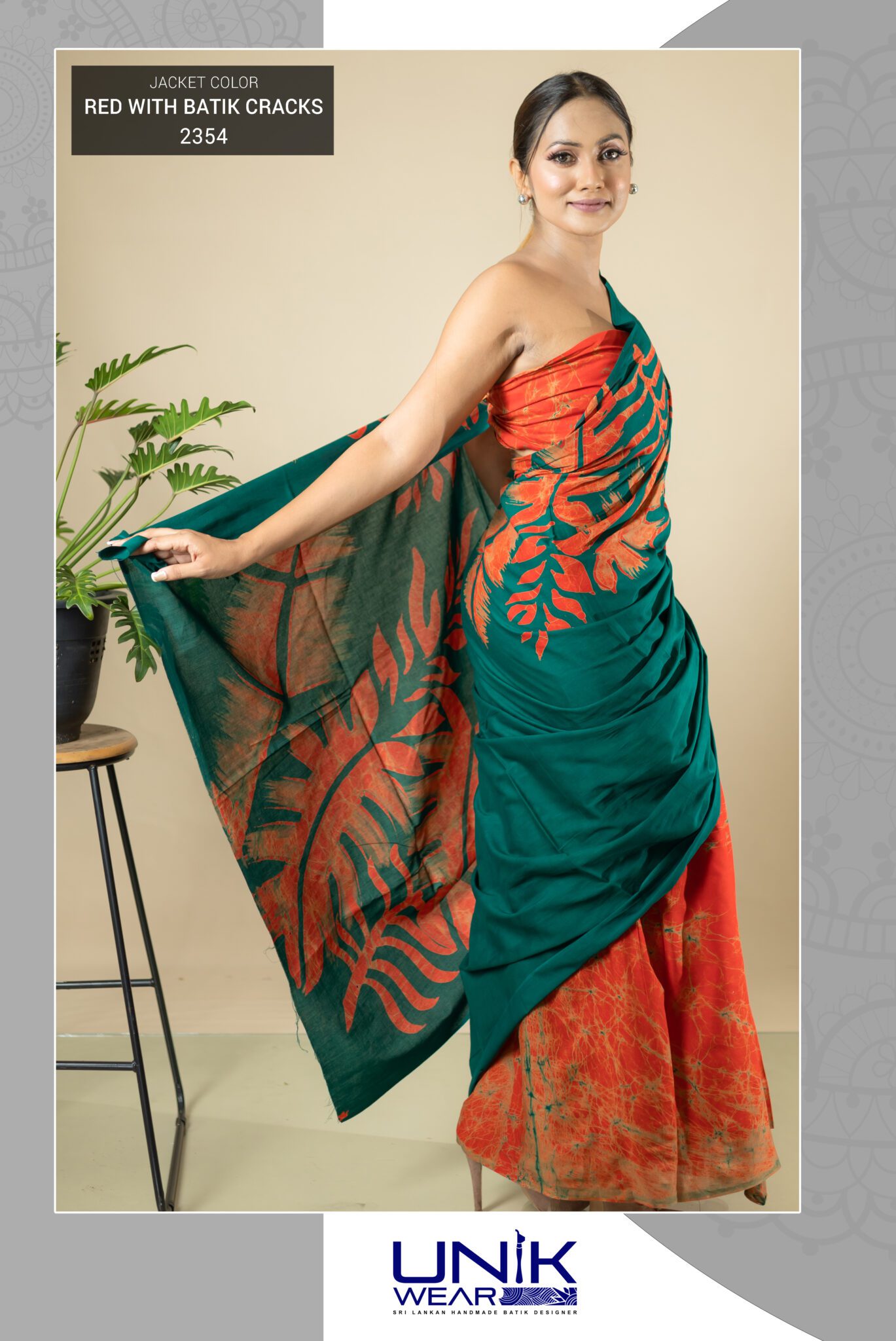 SRI LANKAN HANDMADE MODERN COTTON BATIK SAREE 2354 - UnikWear.lk